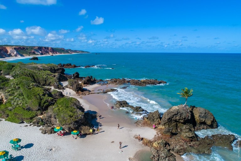 Praia de Tambaba sedia Torneio Open de Surf Naturista neste fim de ...