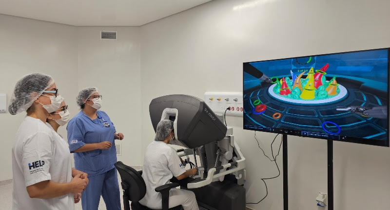 Cirurgia robótica da Vinci: HELP promove treinamento com o mais ...